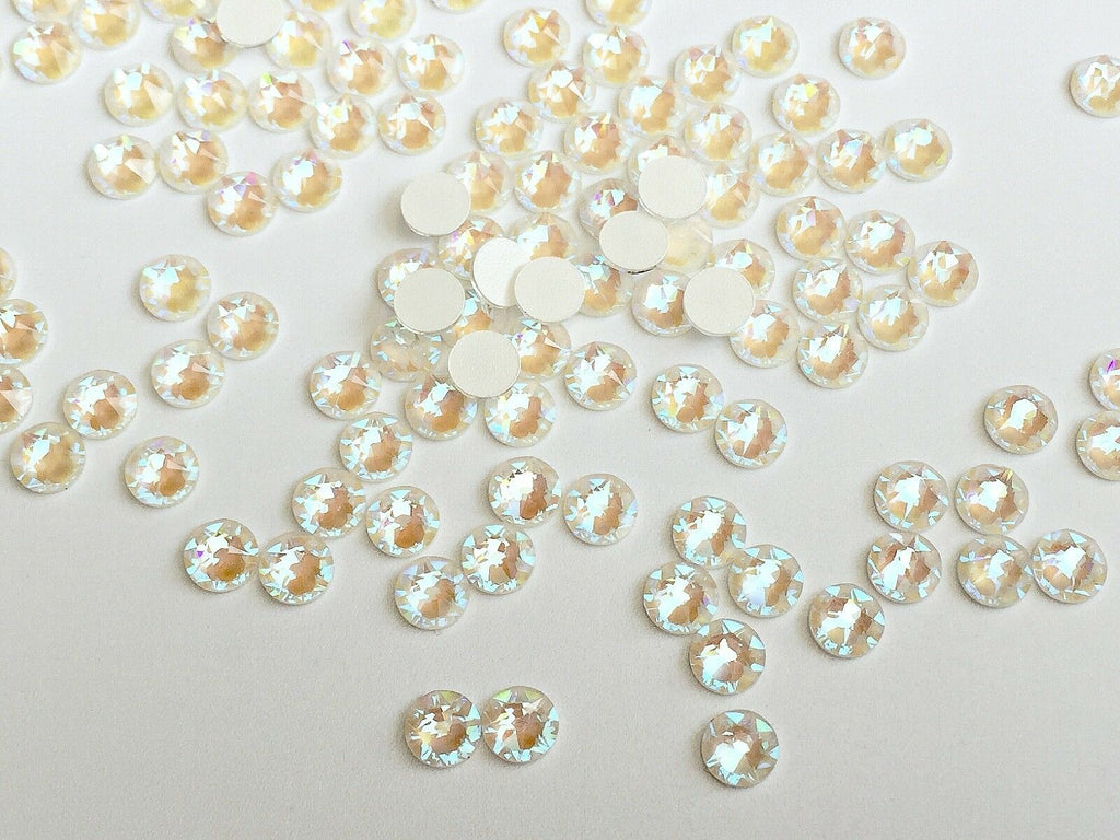 Swarovski Hotfix Flatbacks: Light Grey DeLite – Glitz It